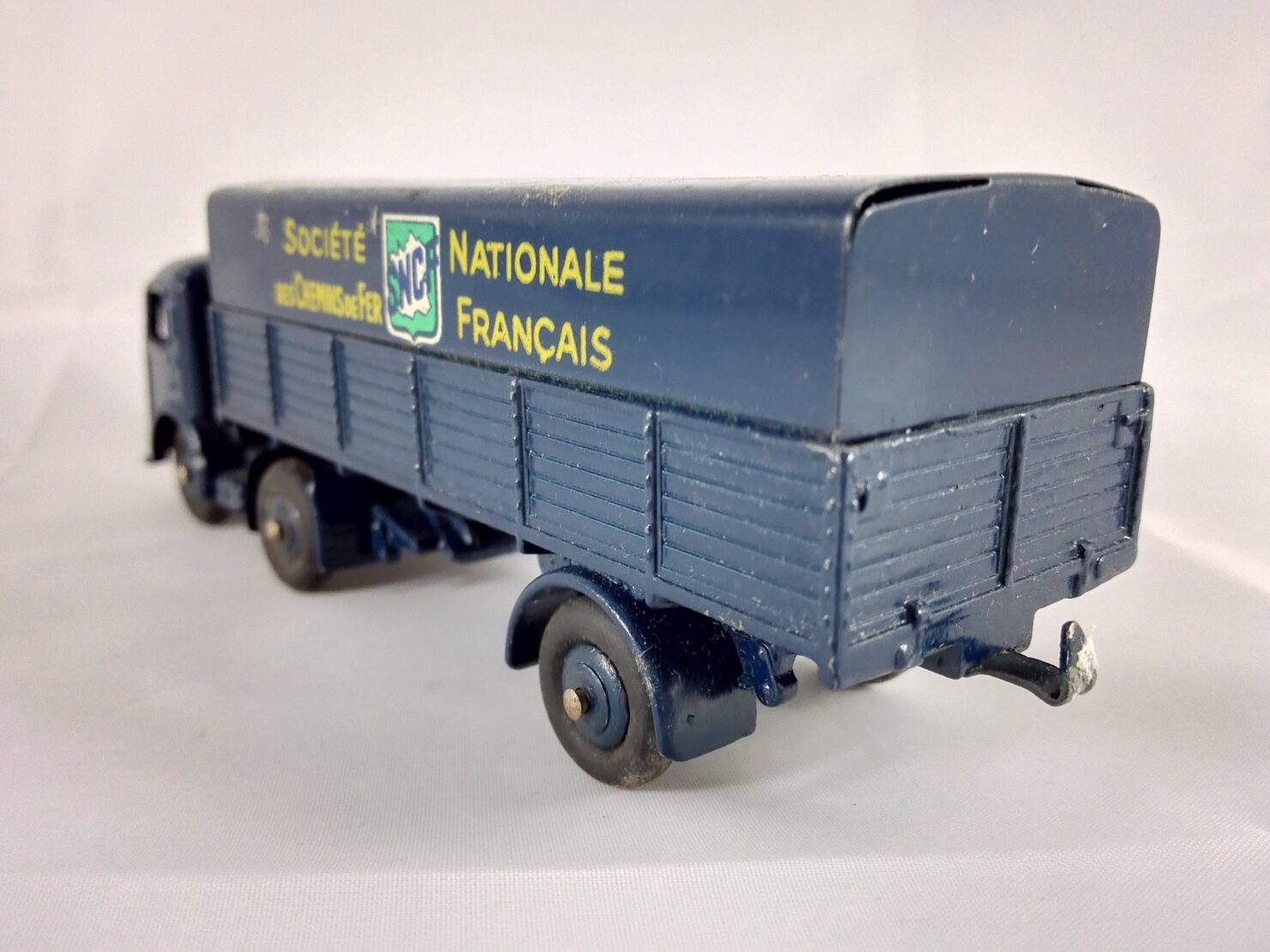 Dinky Toys Panhard Movic SNCF - 32AB | Dinky Toys France